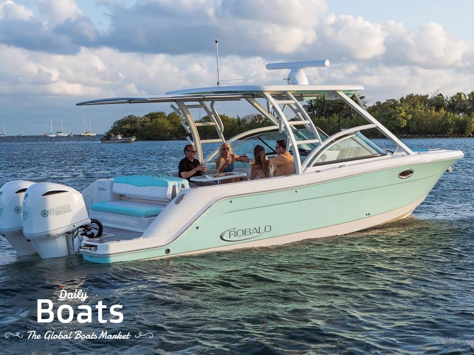2021 Robalo R317 Dual Console for sale. View price, photos and Buy 2021 ...