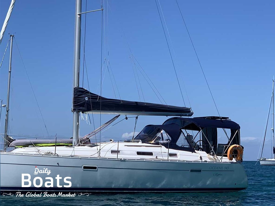 Beneteau Oceanis Clipper 343 for sale. View price, photos and Buy ...