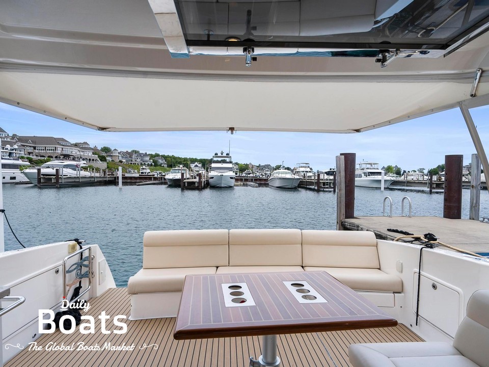 2011 Riviera 5000 Sport Yacht for sale. View price, photos and Buy 2011 ...