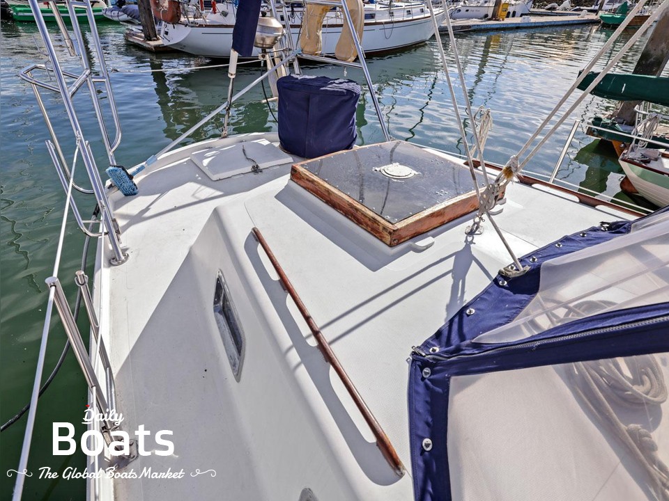 1975 Gulfstar 43 for sale. View price, photos and Buy 1975 Gulfstar 43 ...