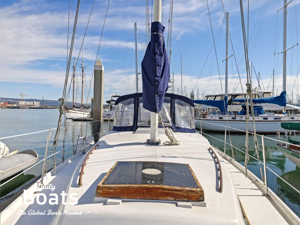 1975 Gulfstar 43 for sale. View price, photos and Buy 1975 Gulfstar 43 ...