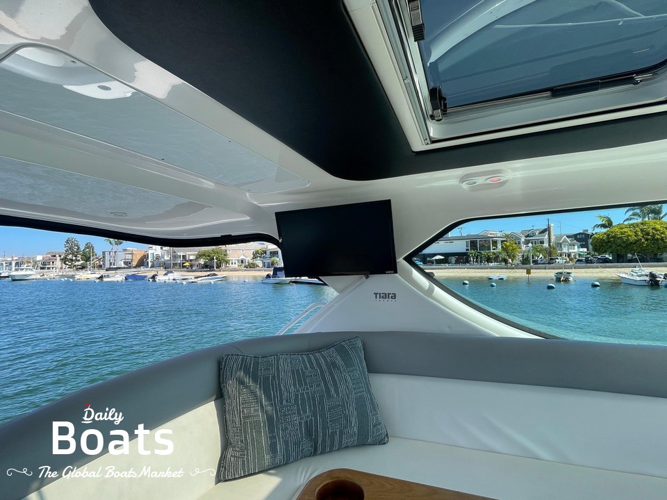 2008 Tiara Yachts 4300 Sovran for sale. View price, photos and Buy 2008 ...