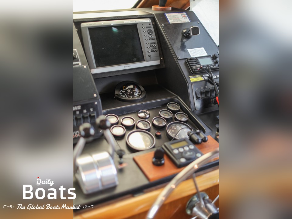 1990 Ocean Yachts Cockpit Motor for sale. View price, photos and Buy ...