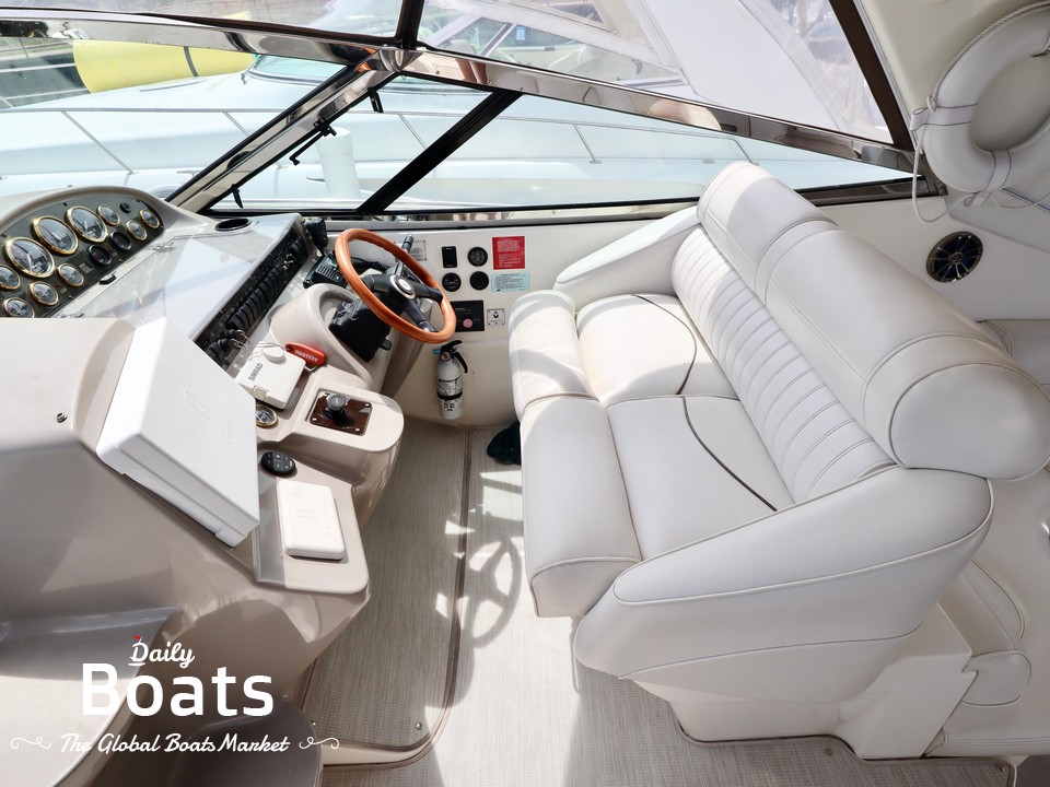 2002 Cruisers Yachts 4270 Express for sale. View price, photos and Buy ...