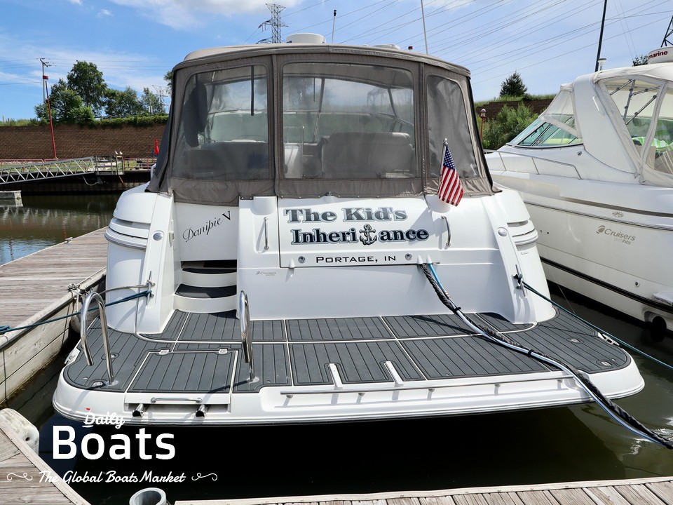 2002 Cruisers Yachts 4270 Express for sale. View price, photos and Buy ...