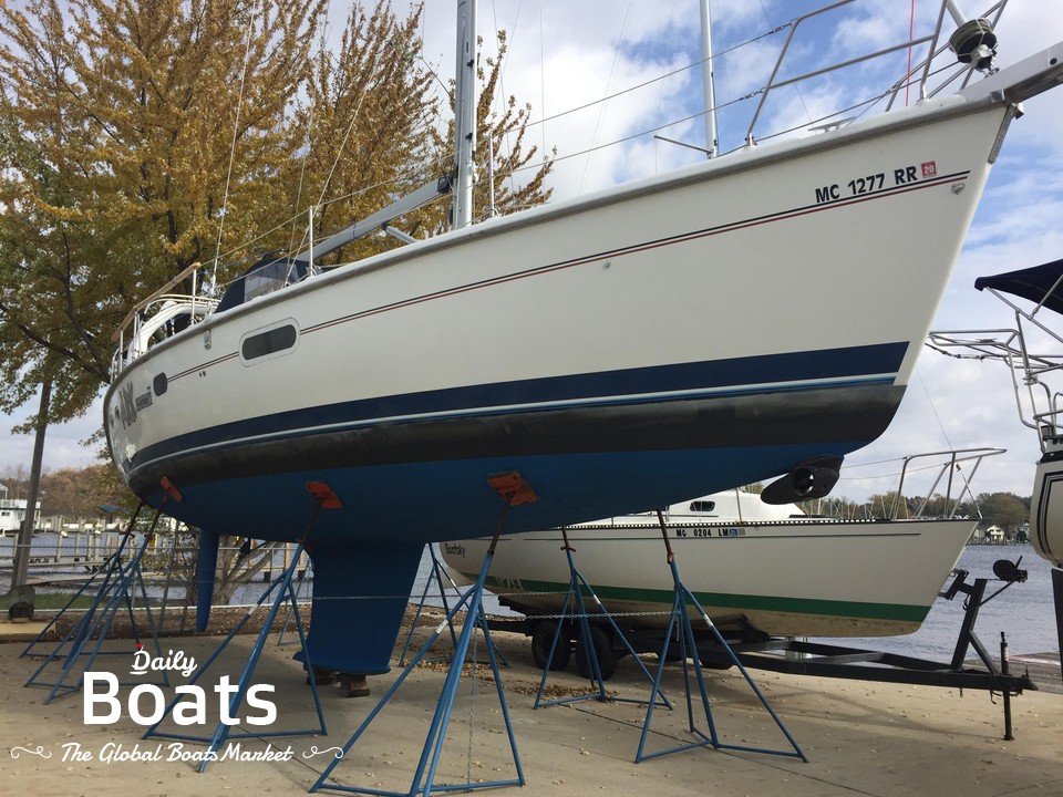 1999 Hunter 410 for sale. View price, photos and Buy 1999 Hunter 410 ...