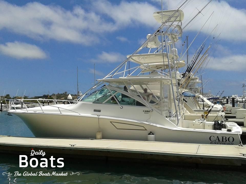 2009 Cabo 40 Express for sale. View price, photos and Buy 2009 Cabo 40 ...