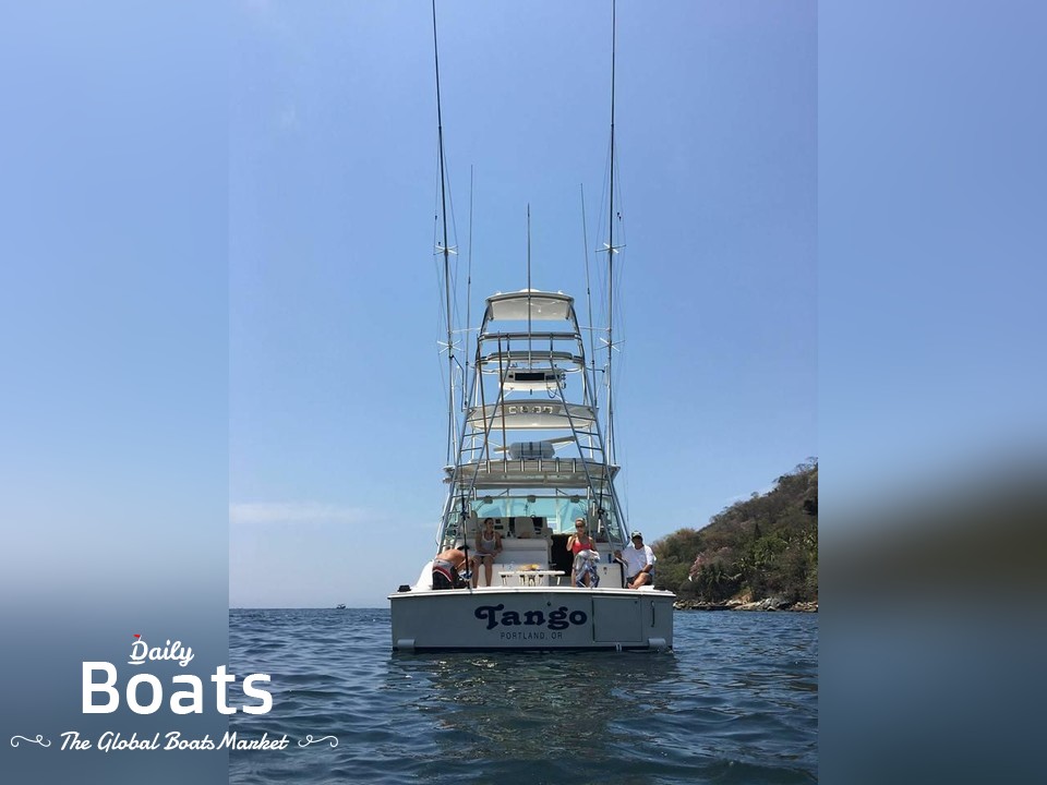 2009 Cabo 40 Express for sale. View price, photos and Buy 2009 Cabo 40 ...