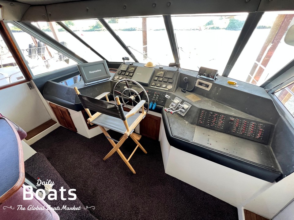 1986 Bayliner 4550 Motoryacht for sale. View price, photos and Buy 1986 ...