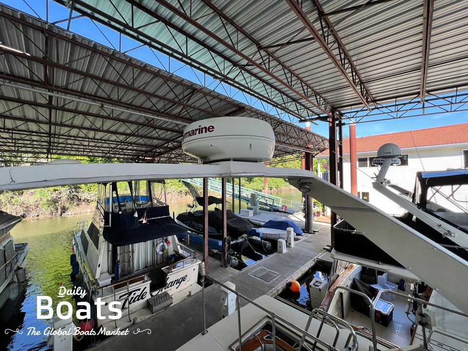 1986 Bayliner 4550 Motoryacht for sale. View price, photos and Buy 1986 ...