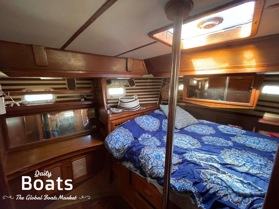 1981 Endeavour 43 Center Cockpit for sale. View price, photos and Buy ...