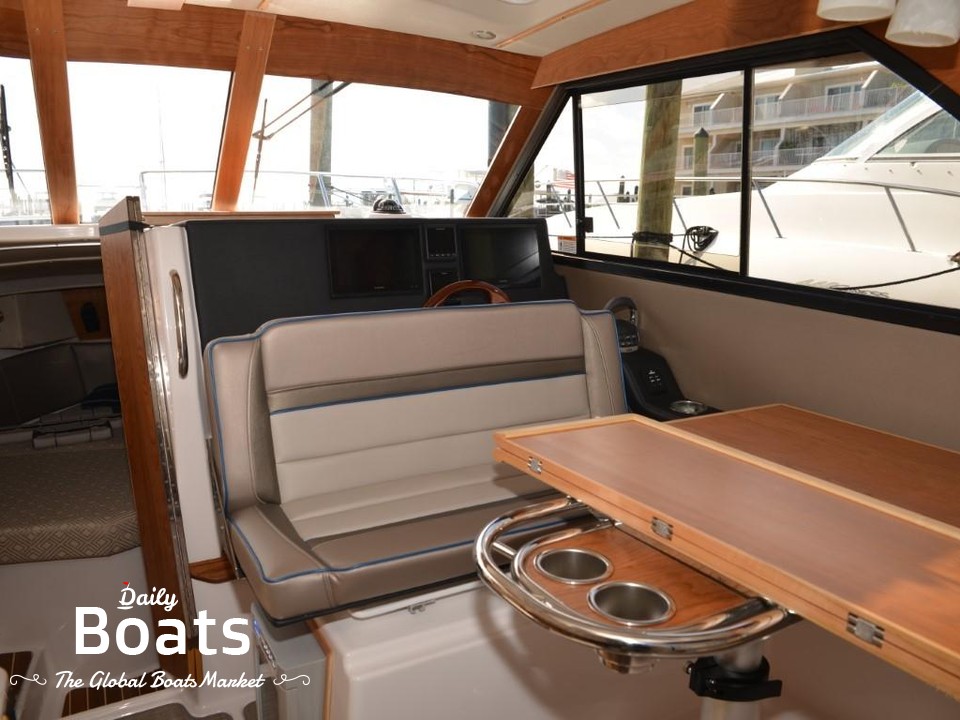 2023 Cutwater C-32 Command Bridge for sale. View price, photos and Buy ...