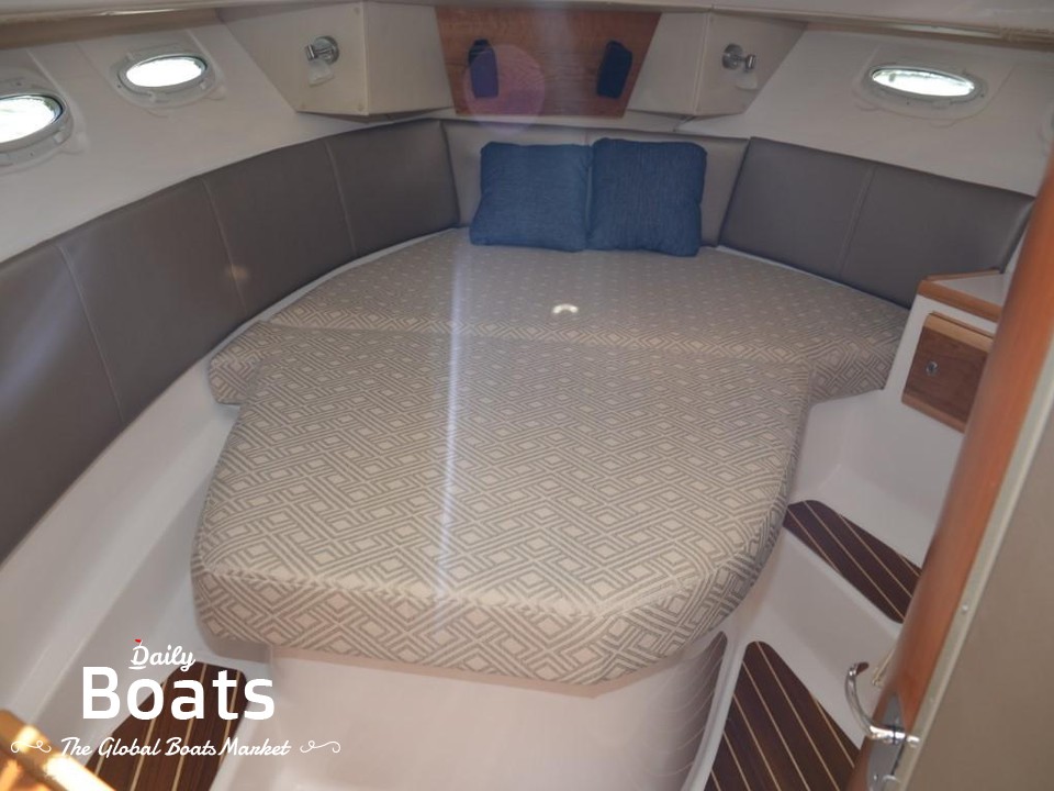 2023 Cutwater C-32 Command Bridge for sale. View price, photos and Buy ...