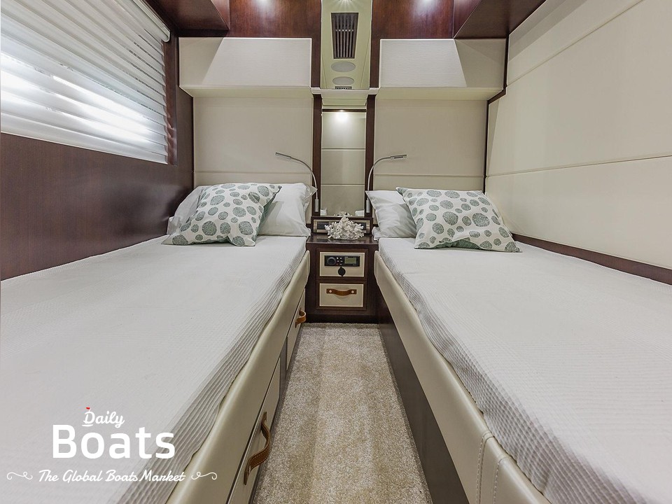 2022 Dyna 68 Skylounge for sale. View price, photos and Buy 2022 Dyna ...