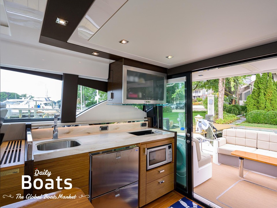 2016 Tiara Yachts 44 Coupe for sale. View price, photos and Buy 2016 ...