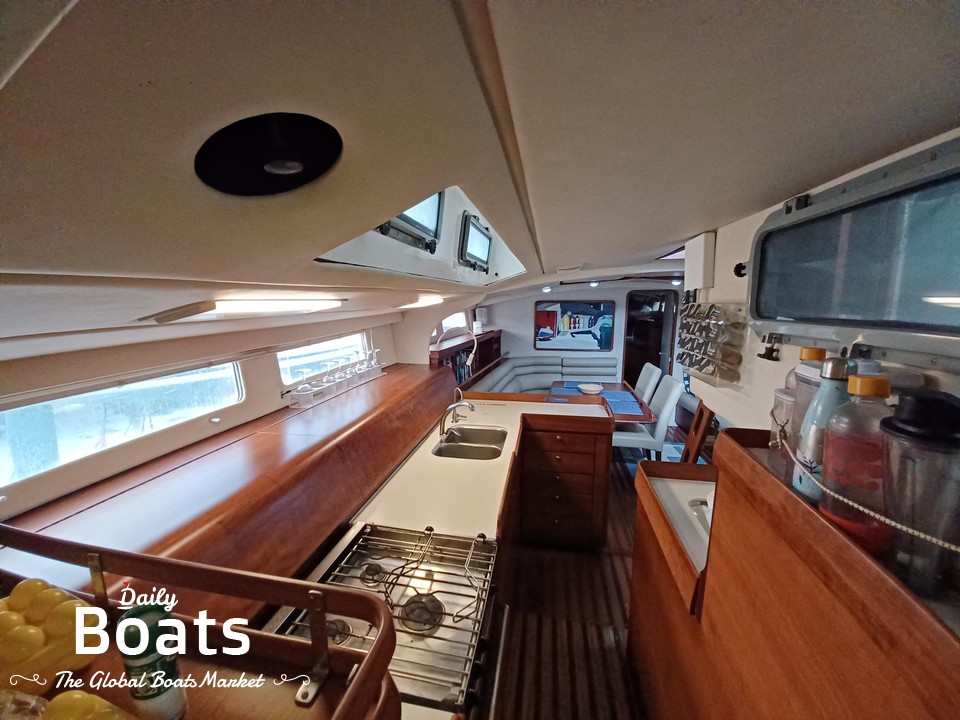 1994 Sundeer 64 for sale. View price, photos and Buy 1994 Sundeer 64 ...