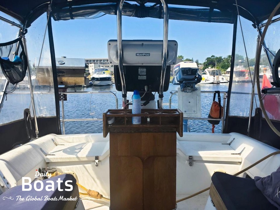 1986 Hunter Legend 40 for sale. View price, photos and Buy 1986 Hunter ...