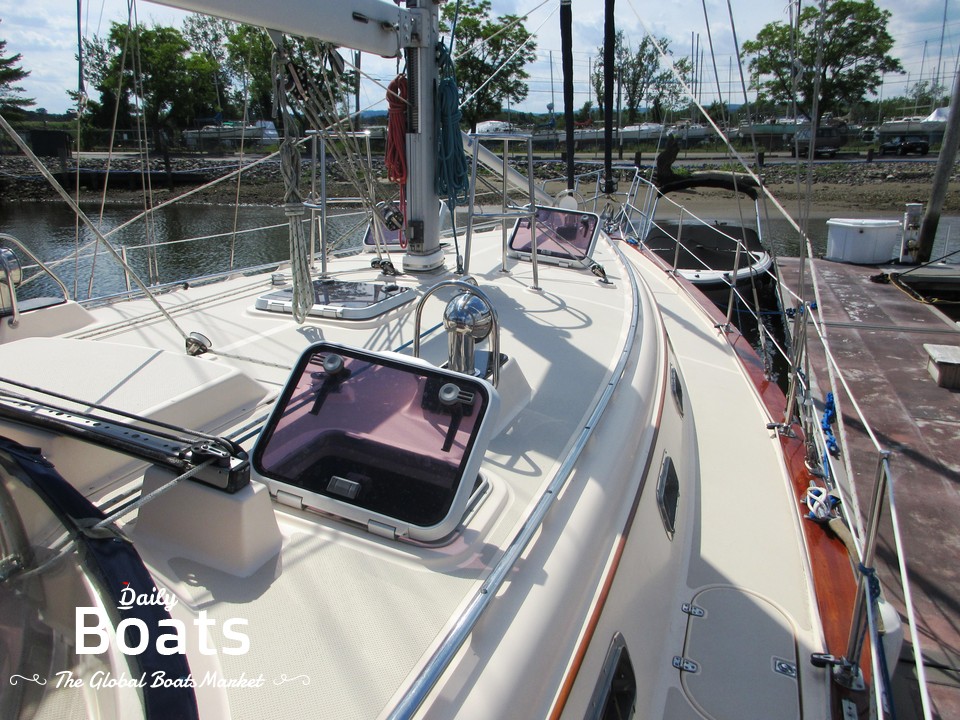 2004 Island Packet 420 for sale. View price, photos and Buy 2004 Island ...