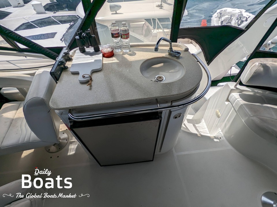 2004 Carver 420 Mariner for sale. View price, photos and Buy 2004 ...