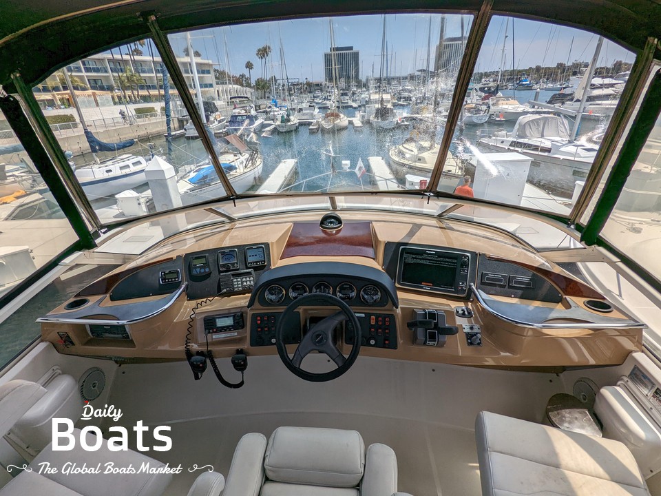 2004 Carver 420 Mariner for sale. View price, photos and Buy 2004 ...