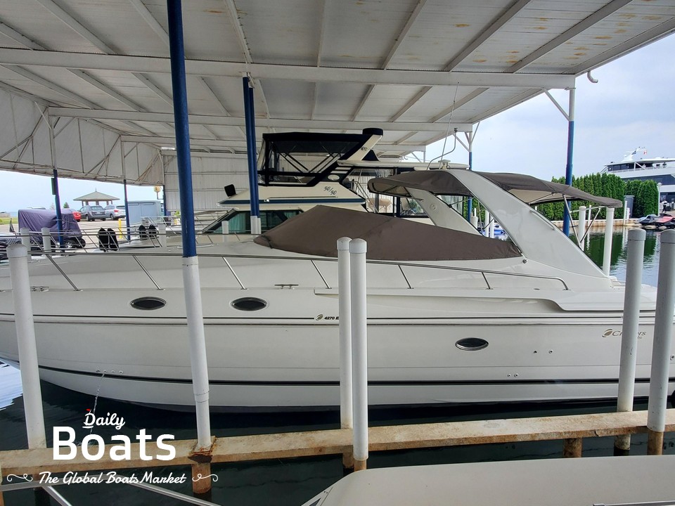 2001 Cruisers Yachts 4270 Express for sale. View price, photos and Buy ...