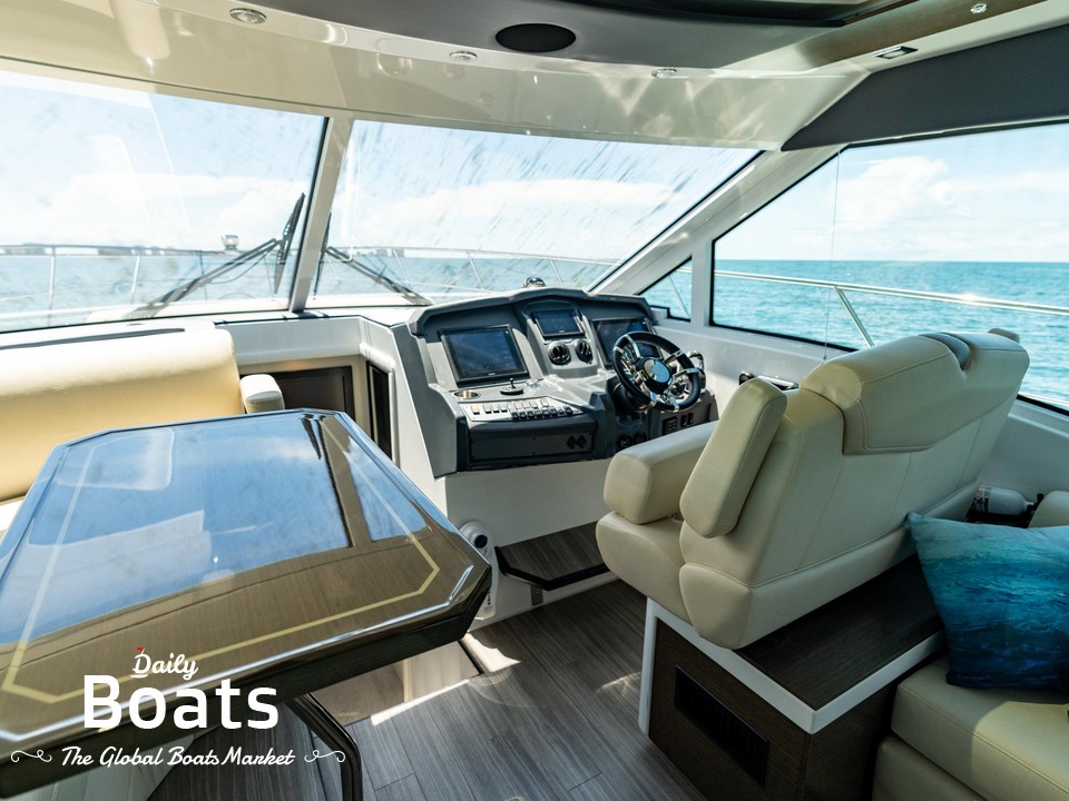 2016 Cruisers Yachts Cantius for sale. View price, photos and Buy 2016 ...
