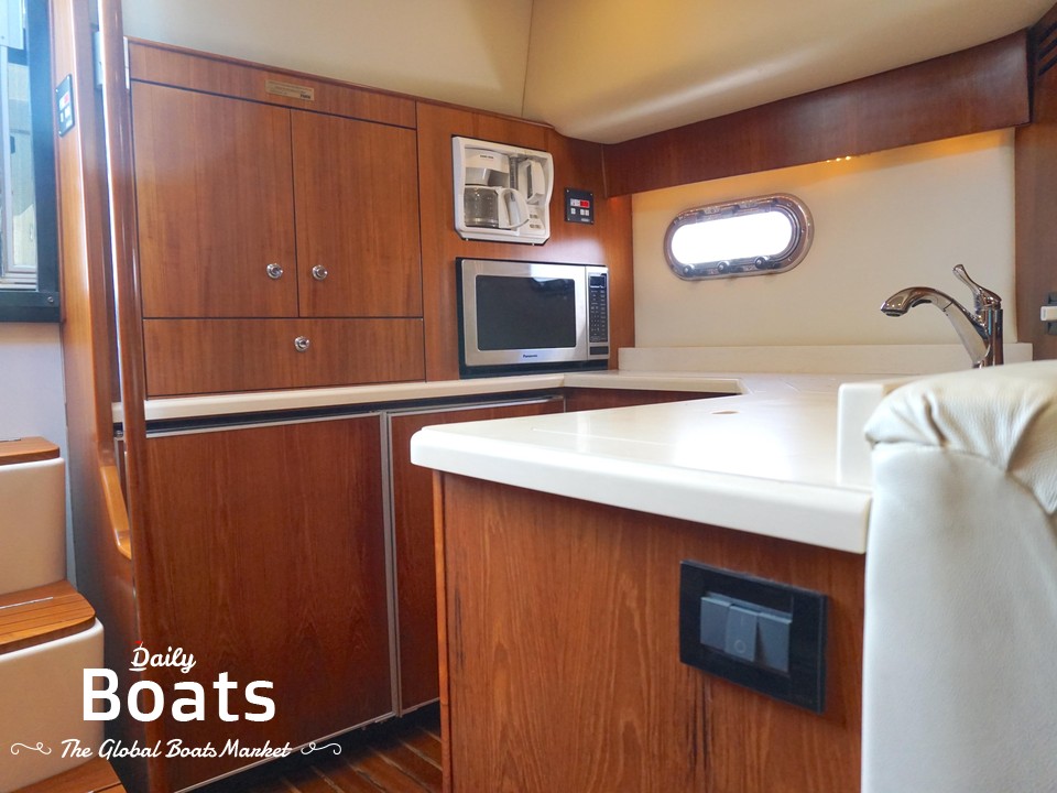 2004 Tiara Yachts 44 Sovran for sale. View price, photos and Buy 2004 ...