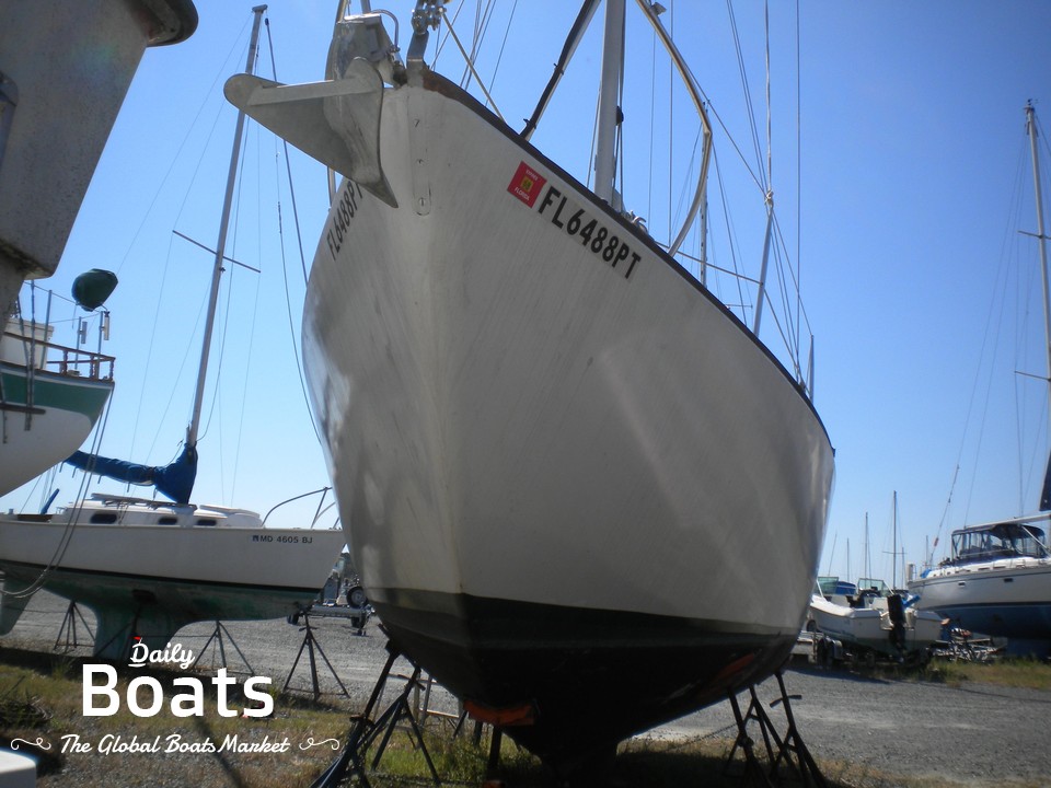 1975 Pearson Sloop for sale. View price, photos and Buy 1975 Pearson ...