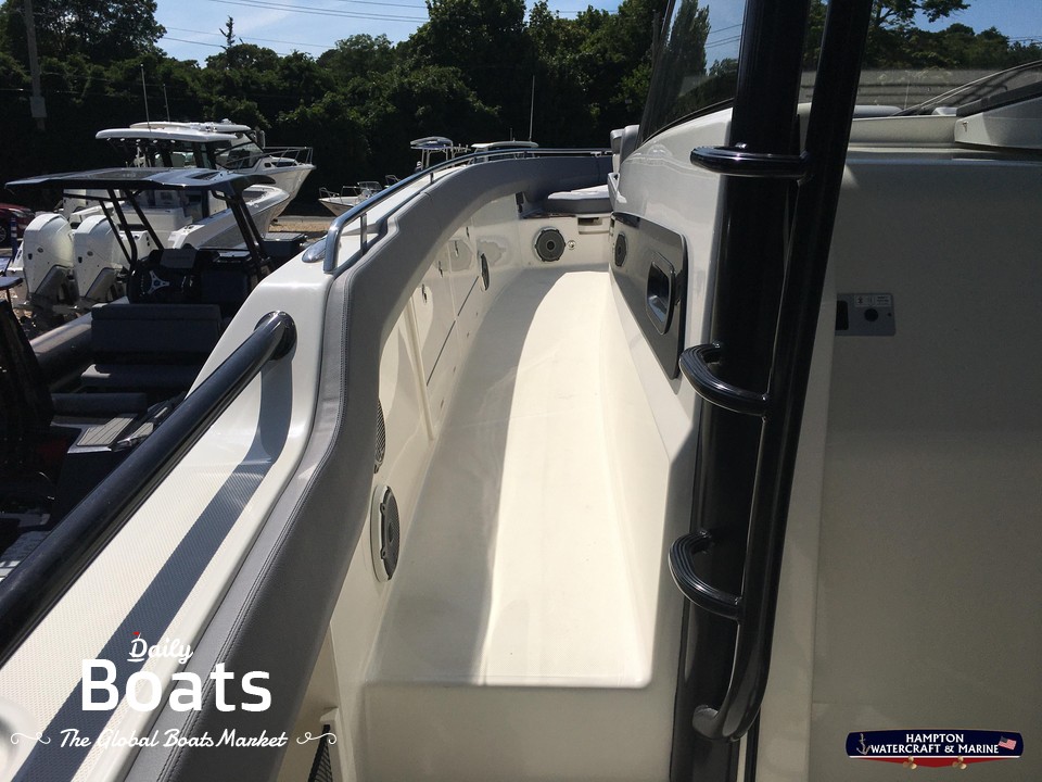 2022 Boston Whaler 420 Outrage for sale. View price, photos and Buy ...