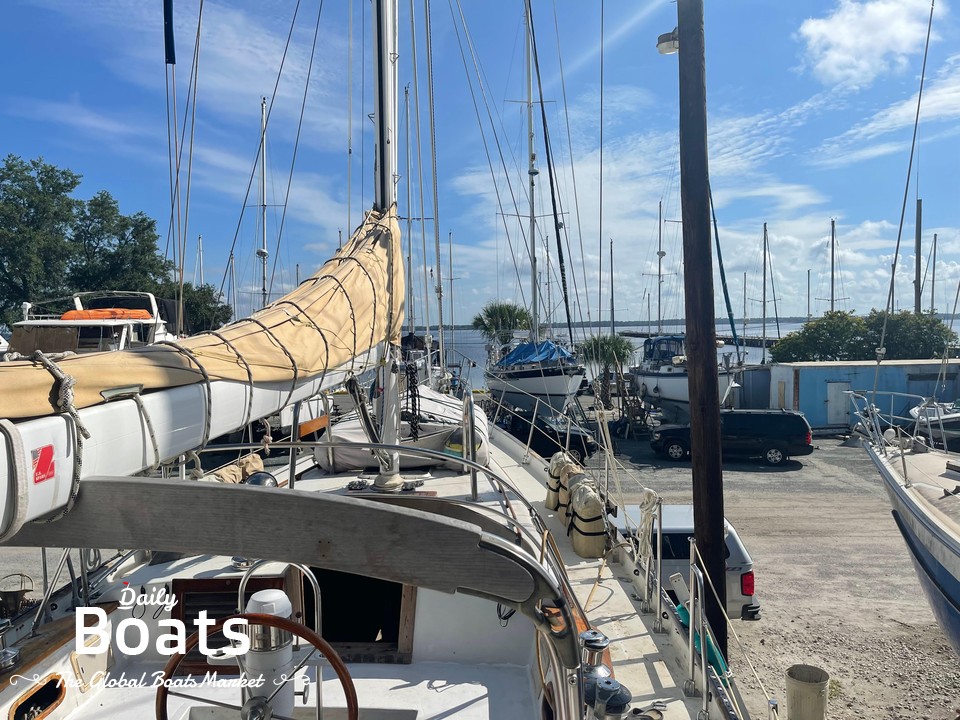 1977 Kelly Peterson 44 Center Cockpit for sale. View price, photos and ...