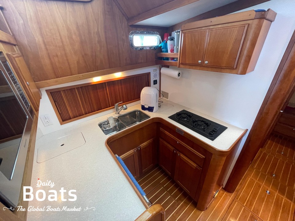 2004 Sabre 42 Sedan Flybridge for sale. View price, photos and Buy 2004 ...