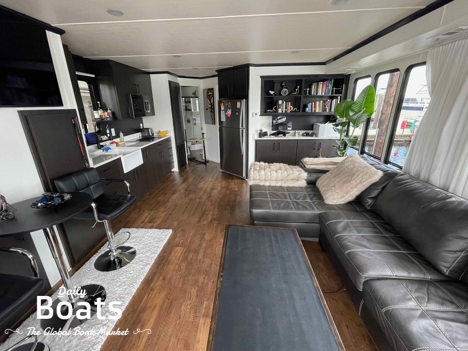 2018 Destination Yachts Houseboat for sale. View price, photos and Buy ...
