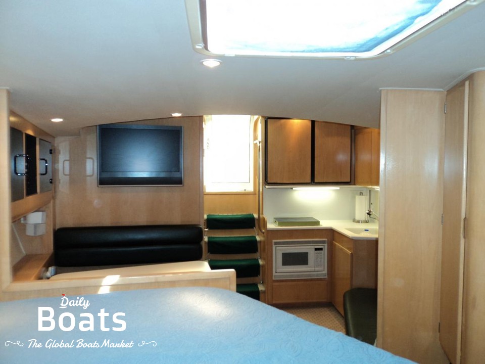 1998 Hatteras 39 Express for sale. View price, photos and Buy 1998 ...
