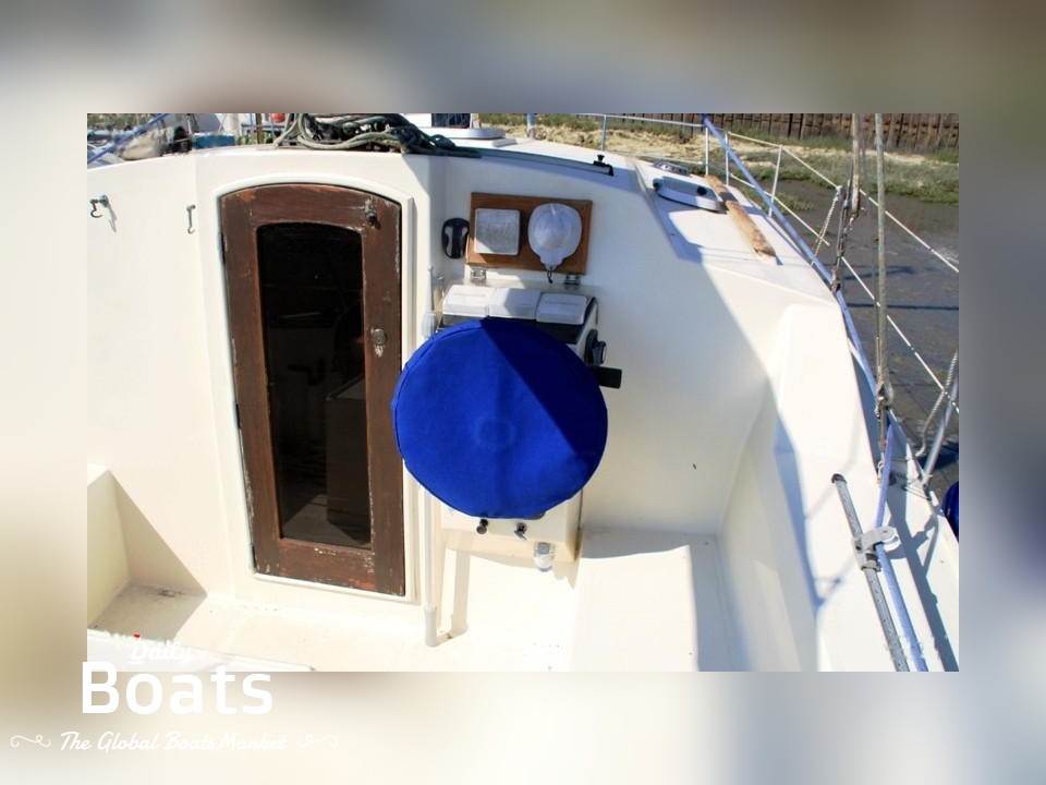 1989 Prout Sirocco 26 for sale. View price, photos and Buy 1989 Prout ...