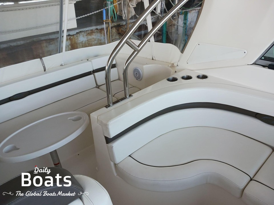 2008 Rinker 370 Express Cruiser for sale. View price, photos and Buy ...