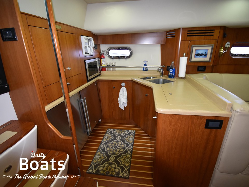 2004 Tiara Yachts 44 Sovran for sale. View price, photos and Buy 2004 ...