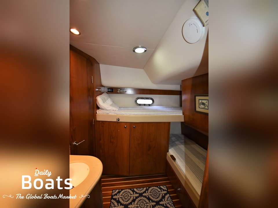 2004 Tiara Yachts 44 Sovran for sale. View price, photos and Buy 2004 ...