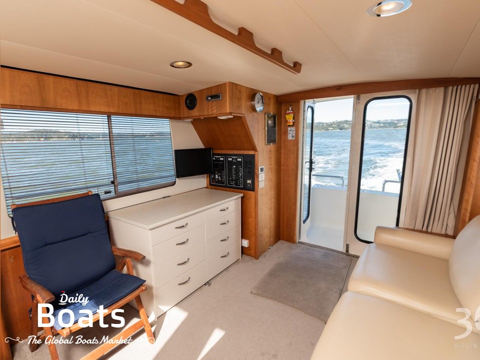 2006 Mainship Trawler 34 for sale. View price, photos and Buy 2006 ...