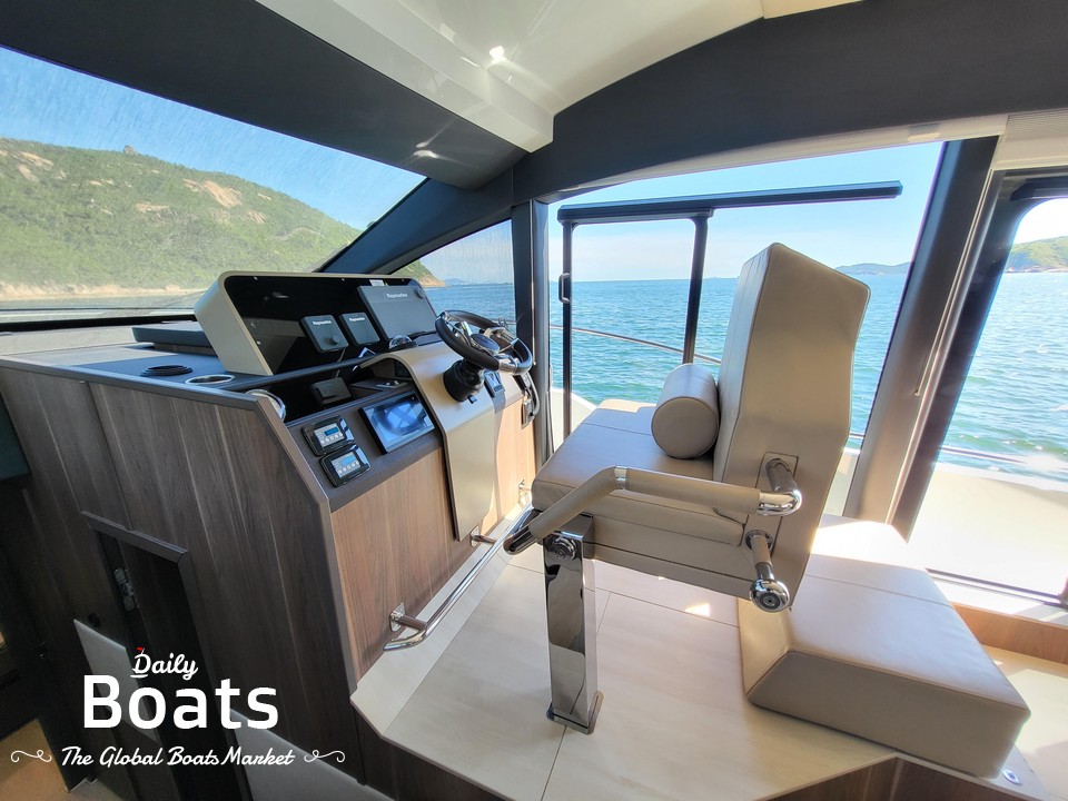 2017 Sealine F530 for sale. View price, photos and Buy 2017 Sealine ...