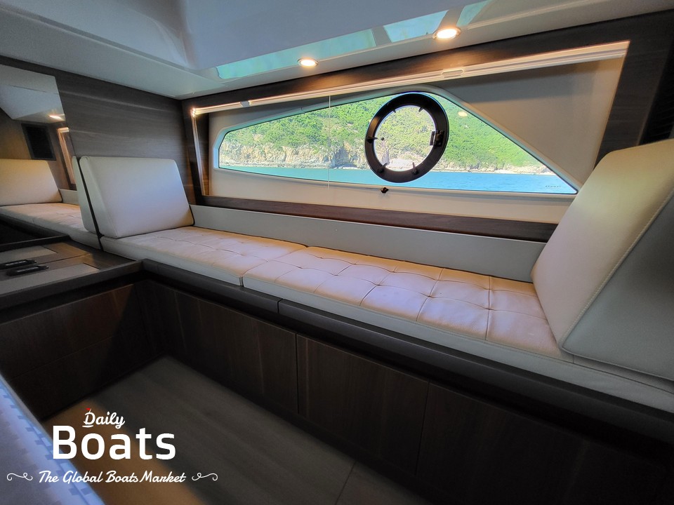 2017 Sealine F530 for sale. View price, photos and Buy 2017 Sealine ...