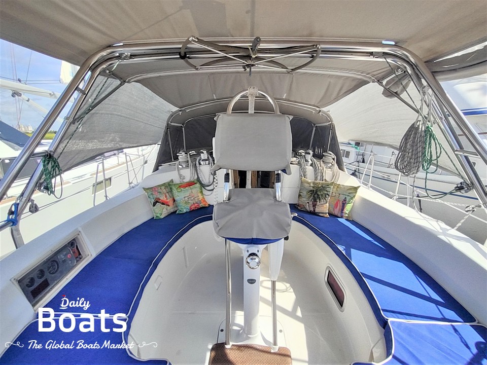 2004 Hunter 466 for sale. View price, photos and Buy 2004 Hunter 466 ...