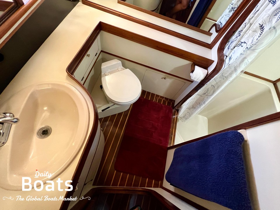 1987 Gulfstar 54 Sailmaster for sale. View price, photos and Buy 1987 ...