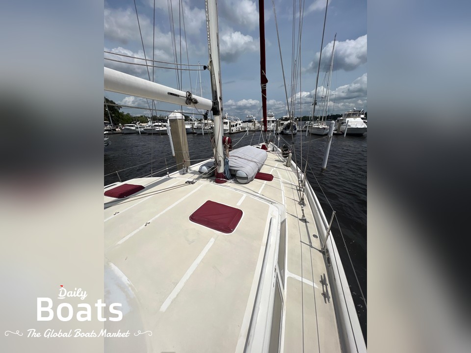 1987 Gulfstar 54 Sailmaster for sale. View price, photos and Buy 1987 ...