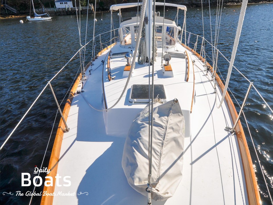 1984 Bristol 41.1 Center Cockpit for sale. View price, photos and Buy ...