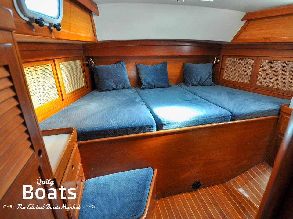 1984 Bristol 41.1 Center Cockpit for sale. View price, photos and Buy ...