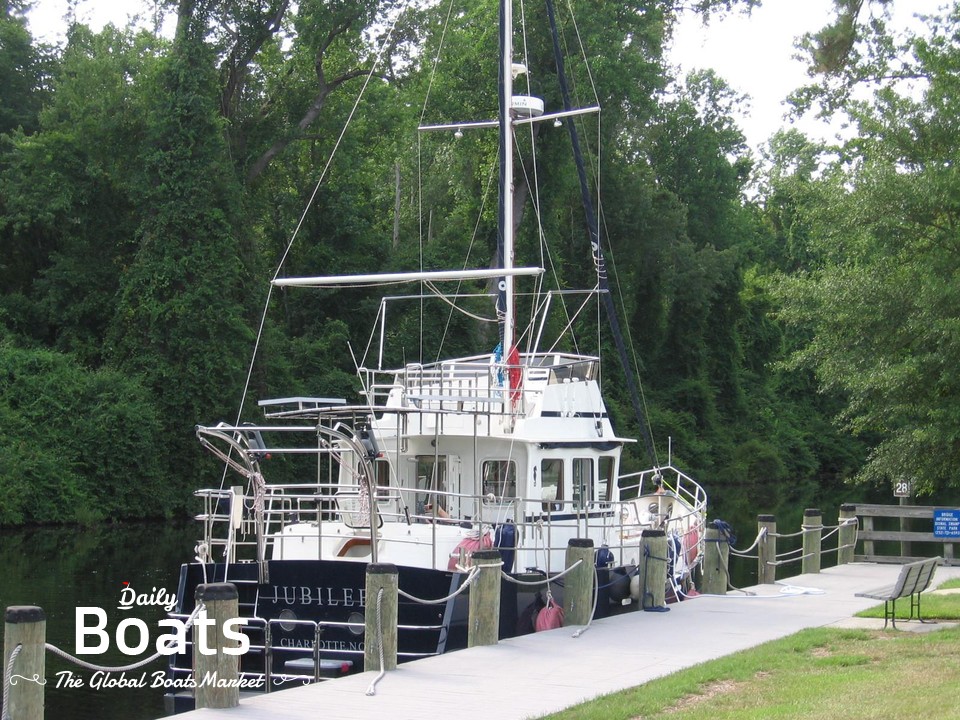 2022 Seahorse Diesel Duck 382 for sale. View price, photos and Buy 2022 ...