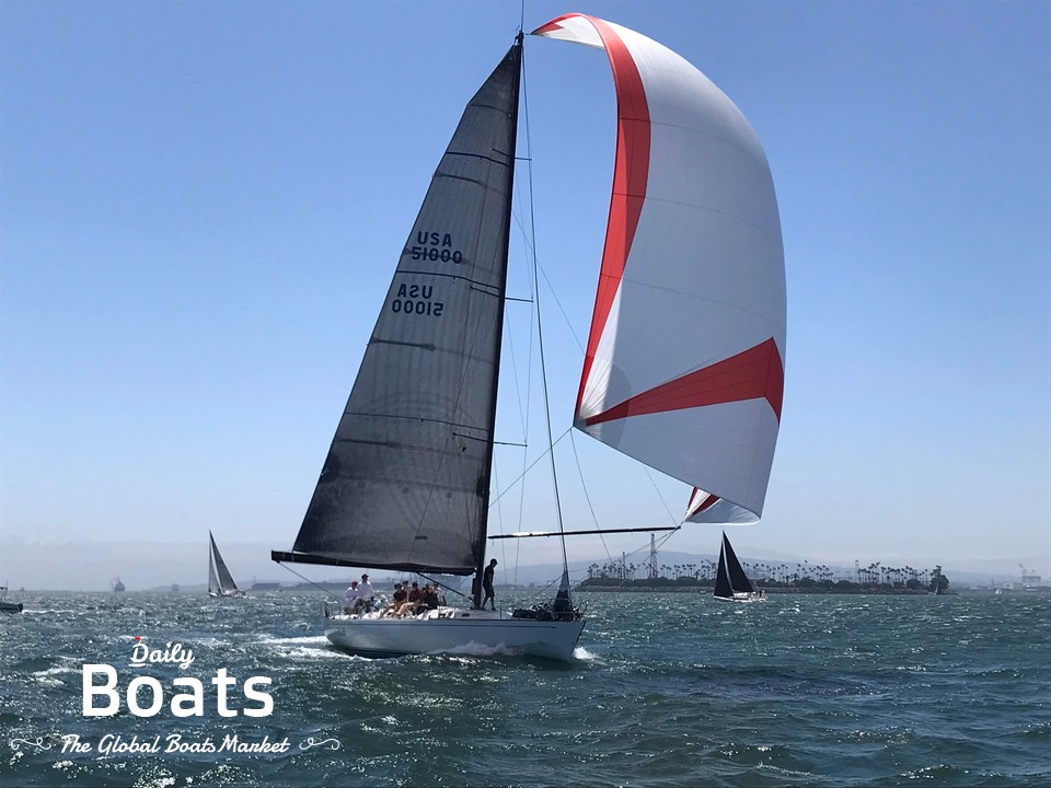 1996 Santa Cruz 52 for sale. View price, photos and Buy 1996 Santa Cruz ...