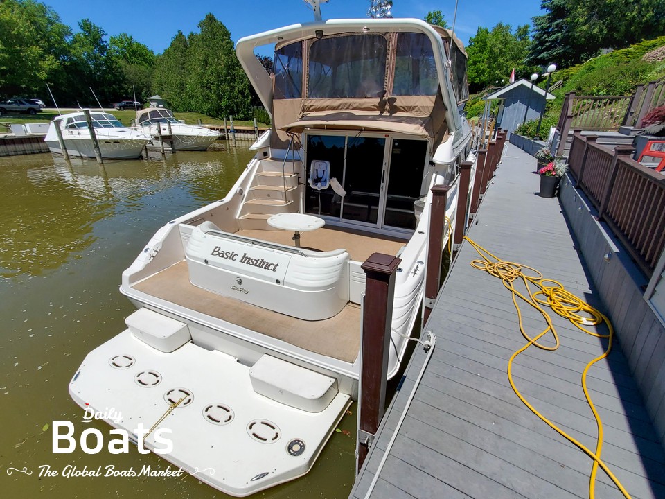 1995 Sea Ray 440 Express Bridge for sale. View price, photos and Buy ...