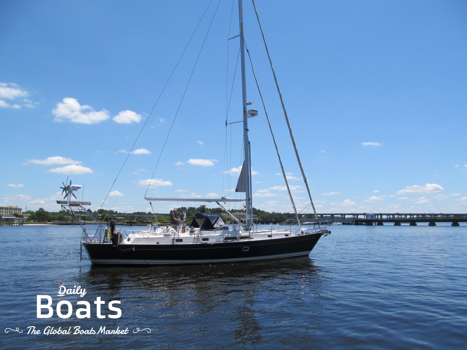 Passport 470 center cockpit for sale - Daily Boats