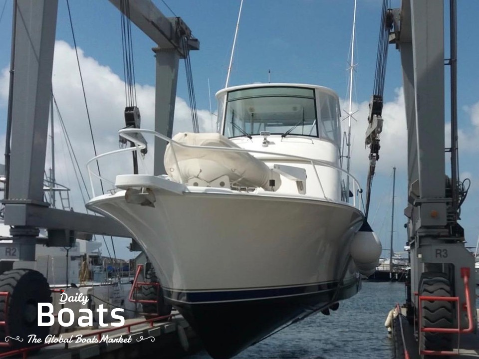 2004 Luhrs 41 Convertible for sale. View price, photos and Buy 2004 ...